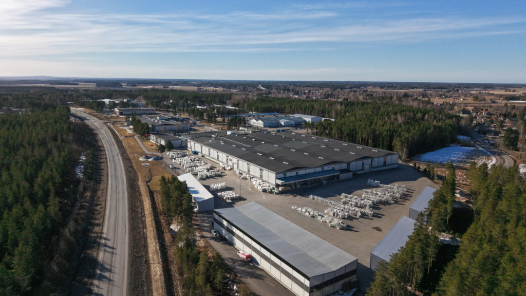 Suomessa tehdyt Skaala-ikkunat